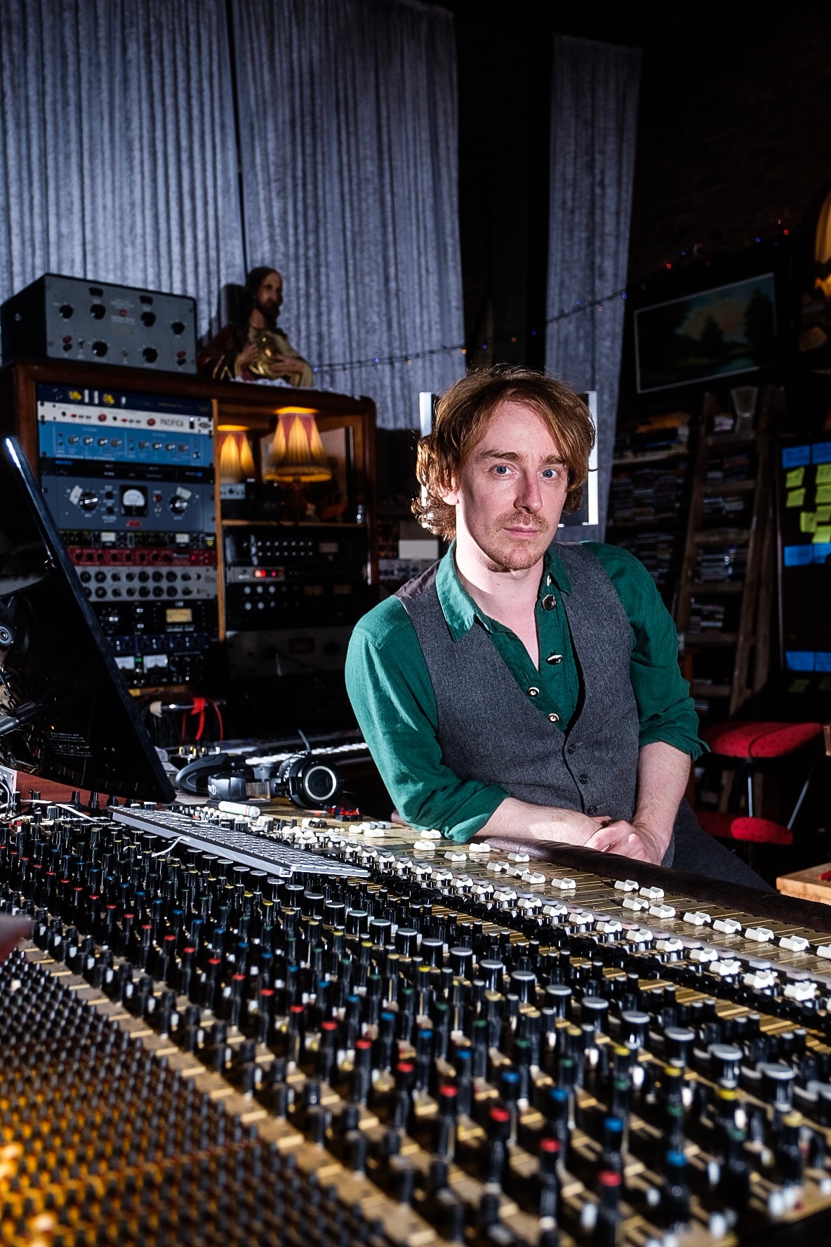 Alarmerende cijfers: meeste artiesten moeten bijklussen om rond te ...