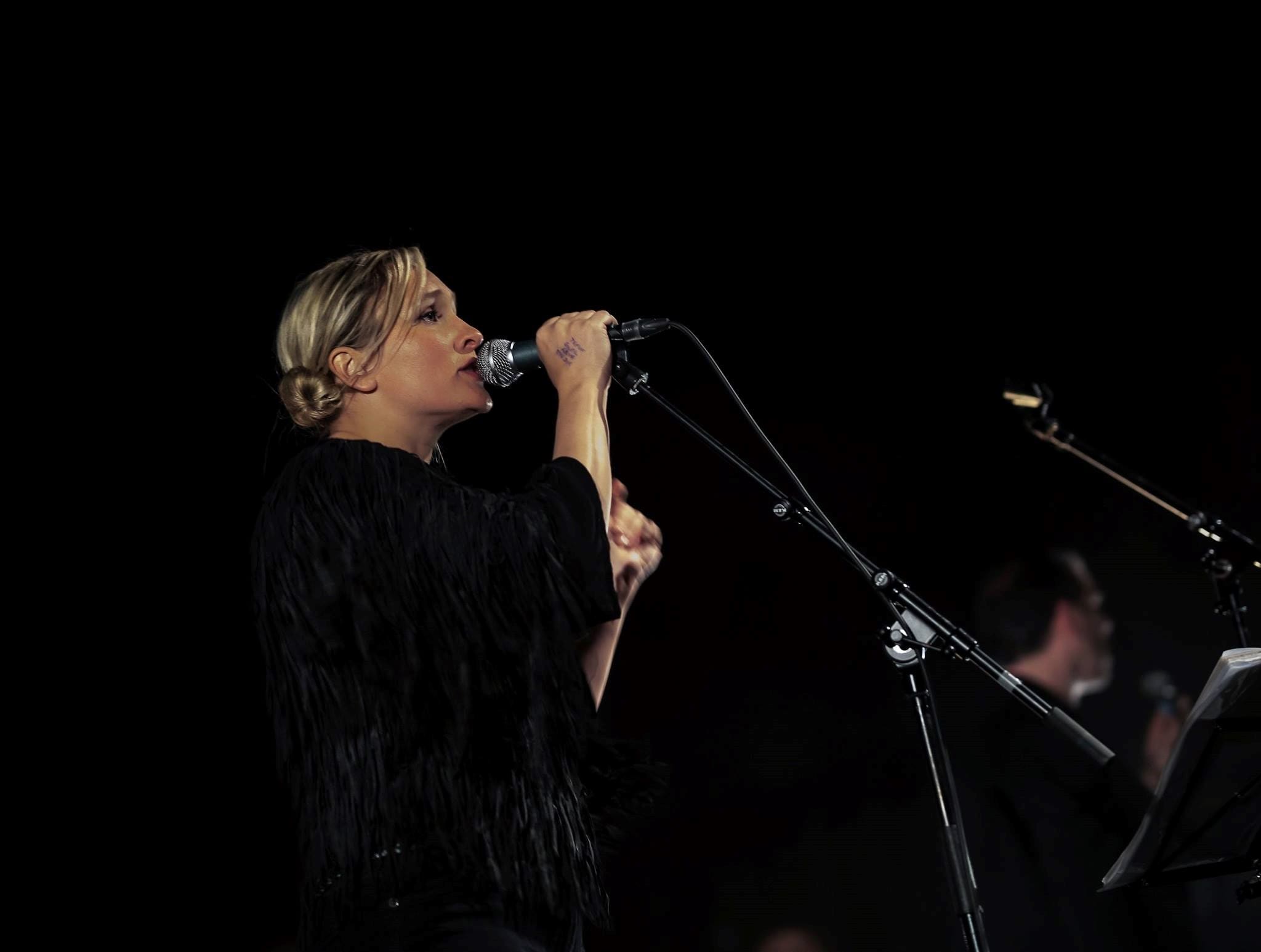 Songs for Utopia: de revolutie is knuffelzacht | De Morgen