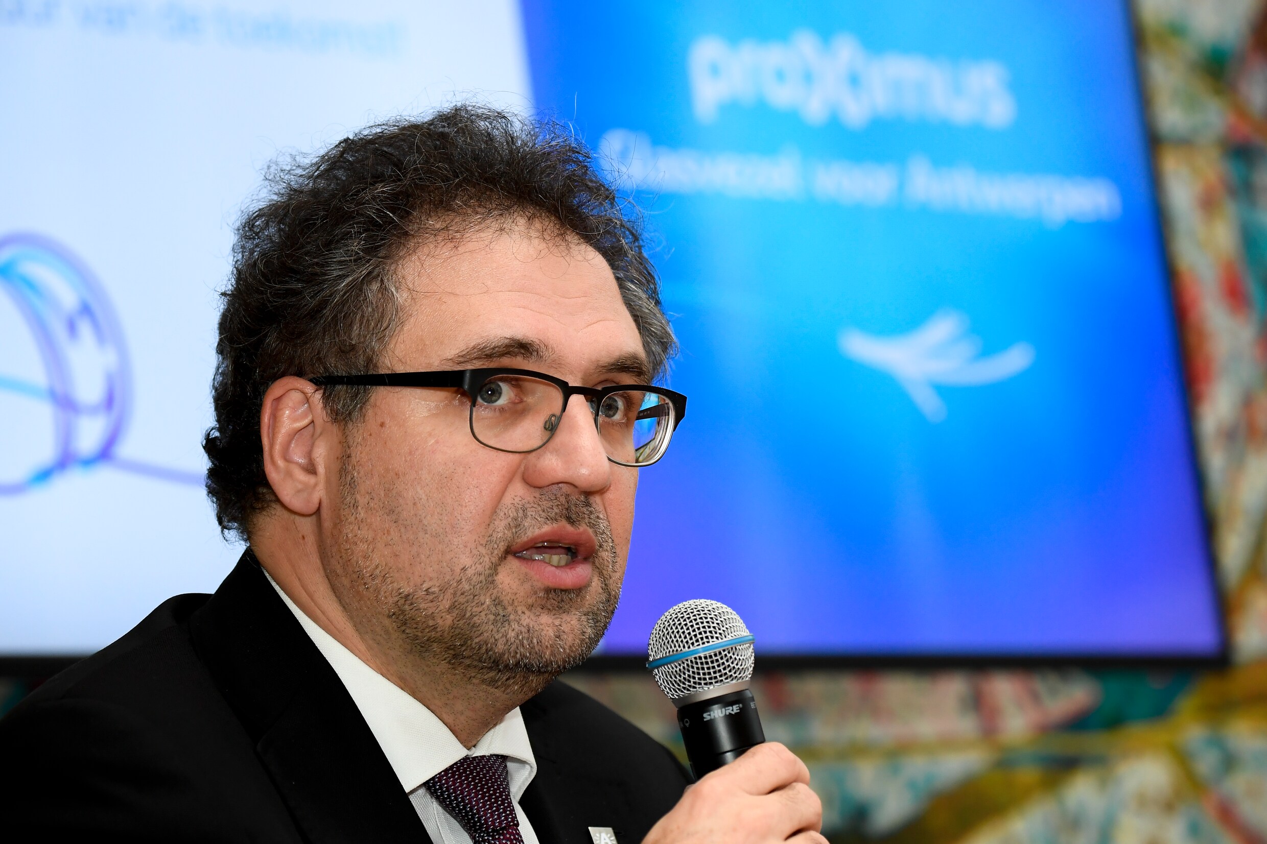 "Antwerpse N-VA-schepen moet ook klaarheid scheppen over zijn ...