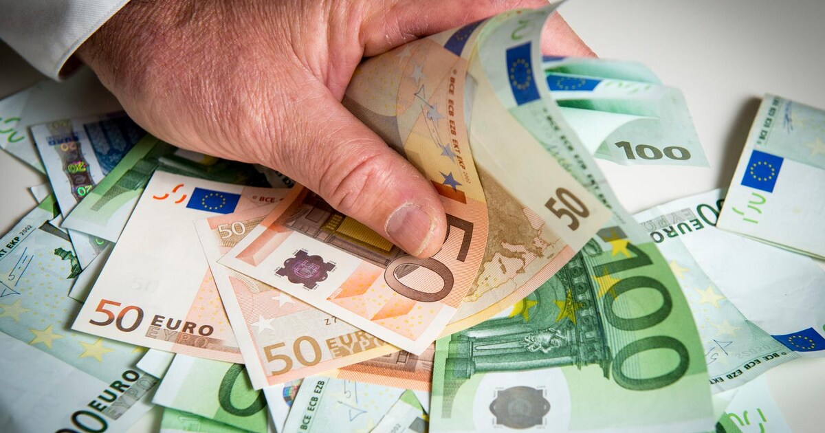 Voor 343 miljoen euro zwart geld aangegeven | De Morgen